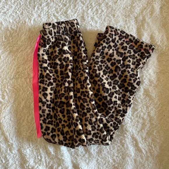 Pajamas | 1 Cheetah Print Pajama Pants | Poshmark